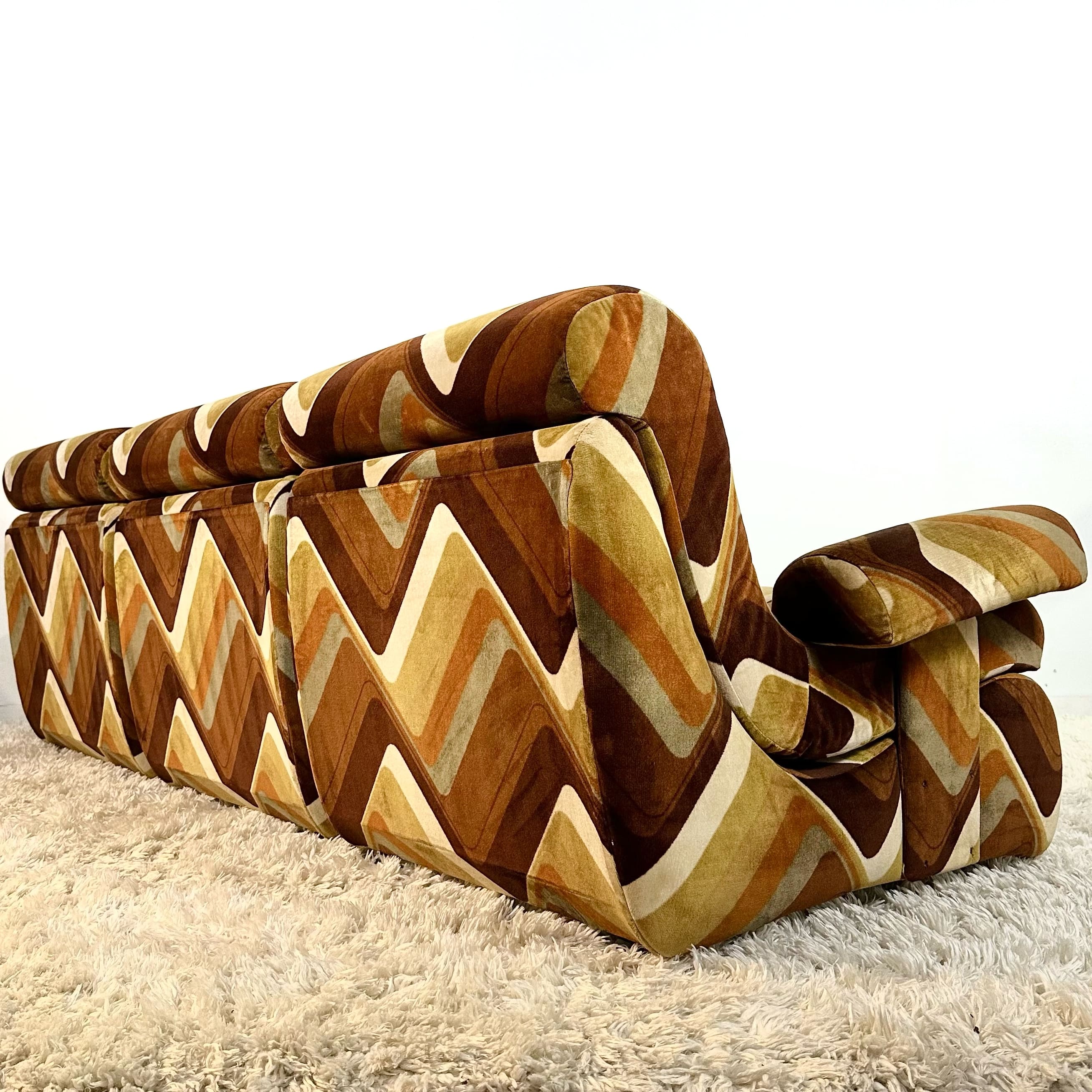 Mid Century Retro 1970s Velvet Modular Lounge Sofa by Eldon Designs – retro bay