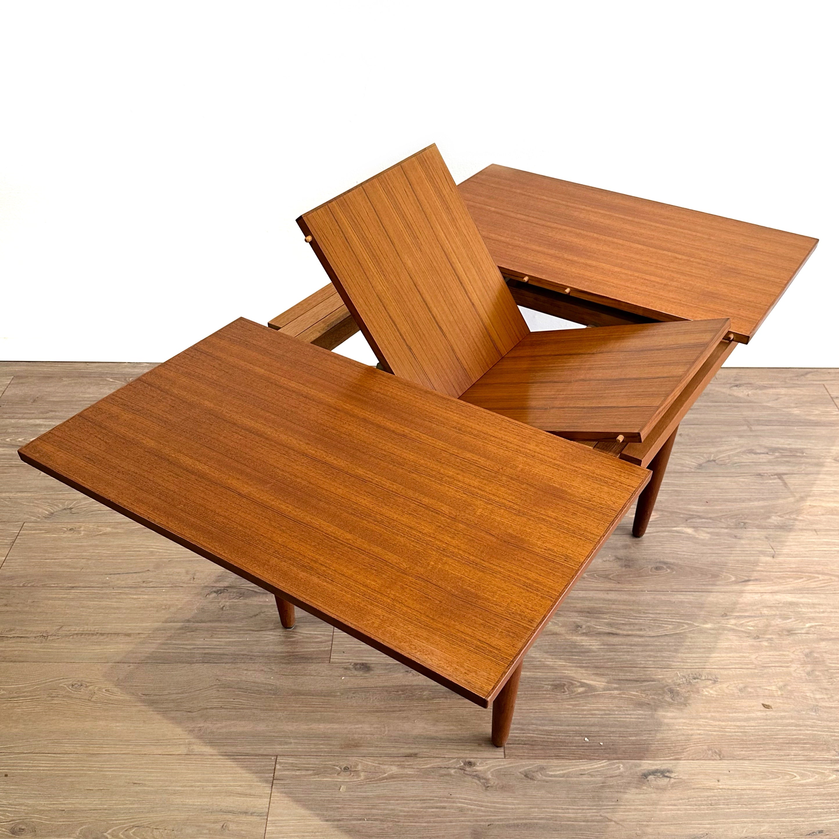 Mid Century Teak Extendable Dining Table by Chiswell – retro bay